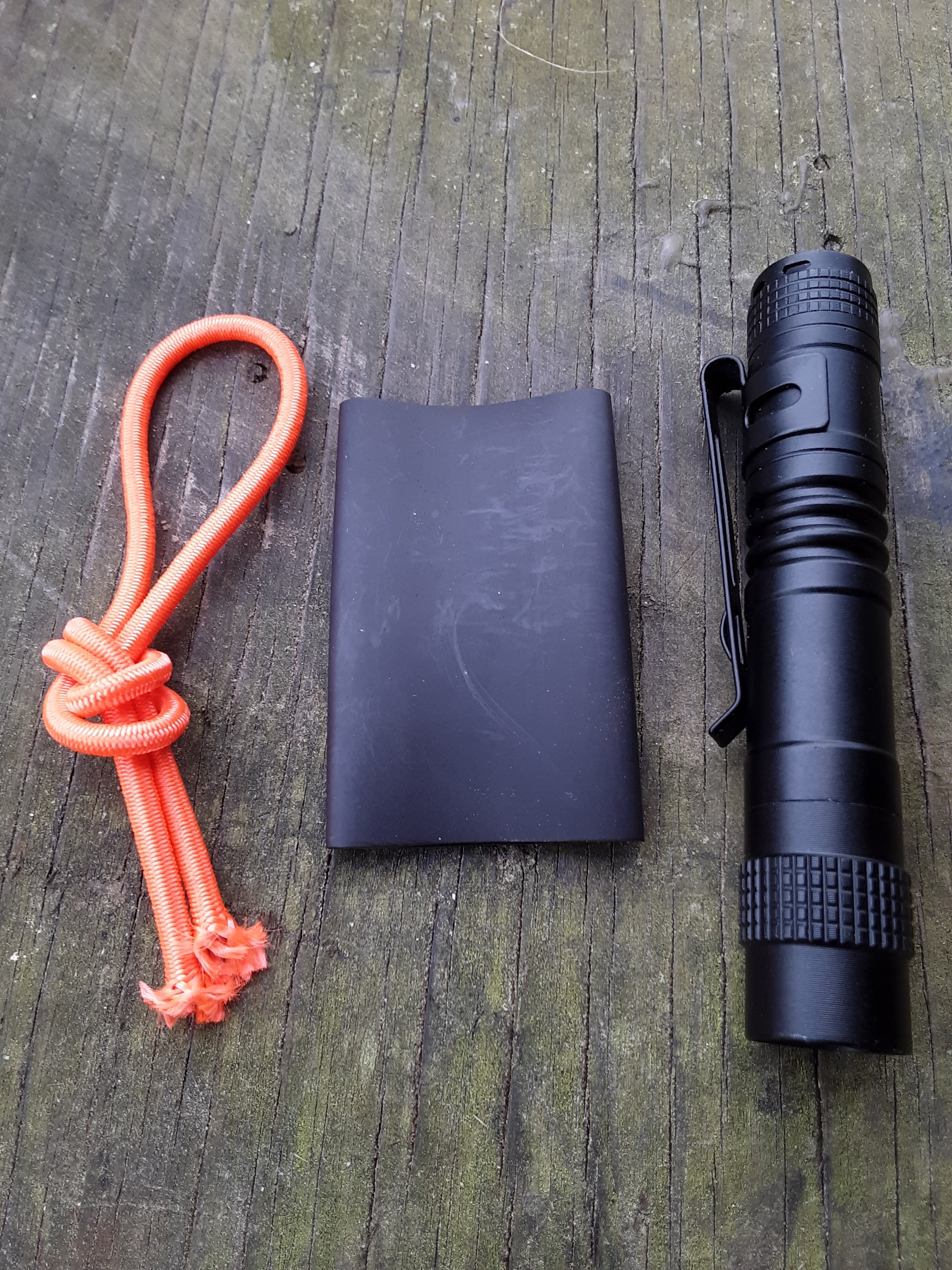DIY Flashlight w/ lanyard kit – Bushcraft Kelso